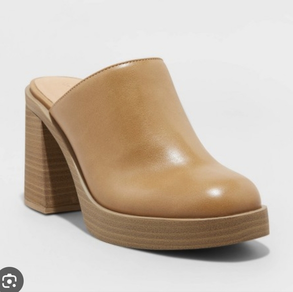 Universal Thread | Shoes | Tess Mule Platform Clogs | Poshmark